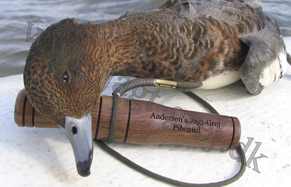 Pibeand i valnød - Lokkekald til fugle - Andersen's Jagt-Grej